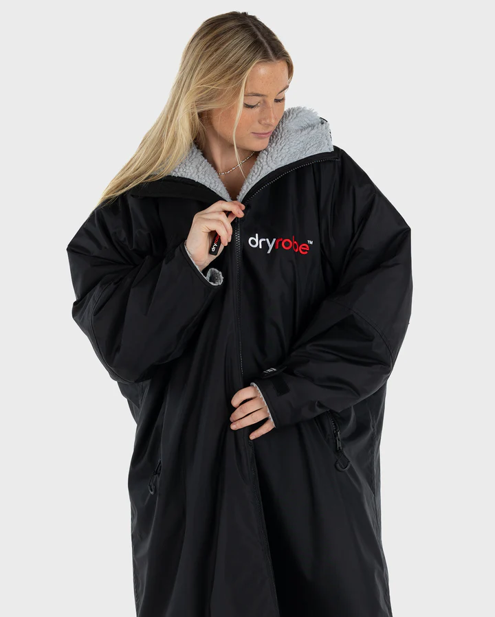 Advance Long Sleeve, Black / Grey, Dryrobe – Trisportas